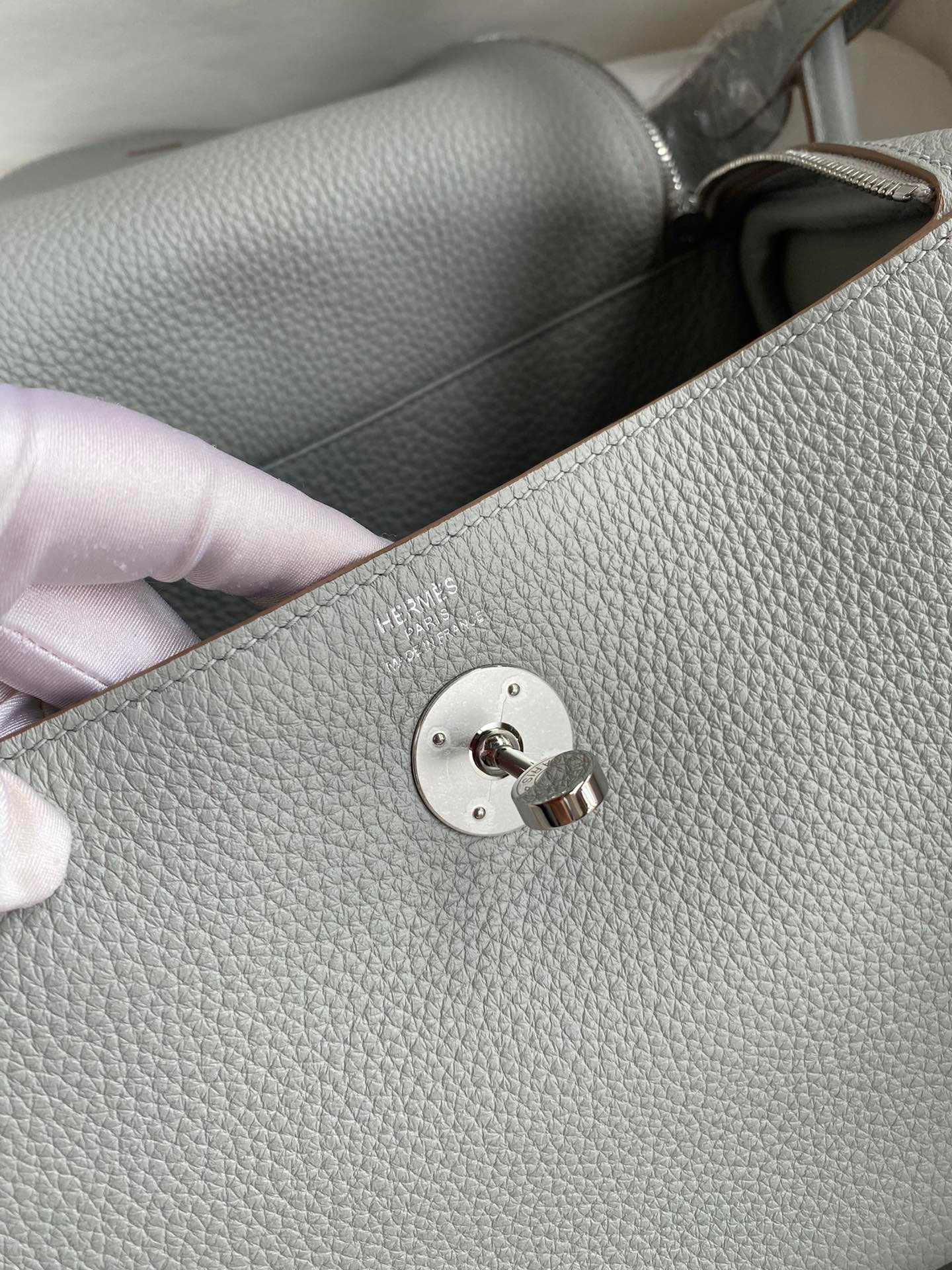 Replica Hermes Lindy 26 Handmade Bag In Blue Glacier Clemence Leather